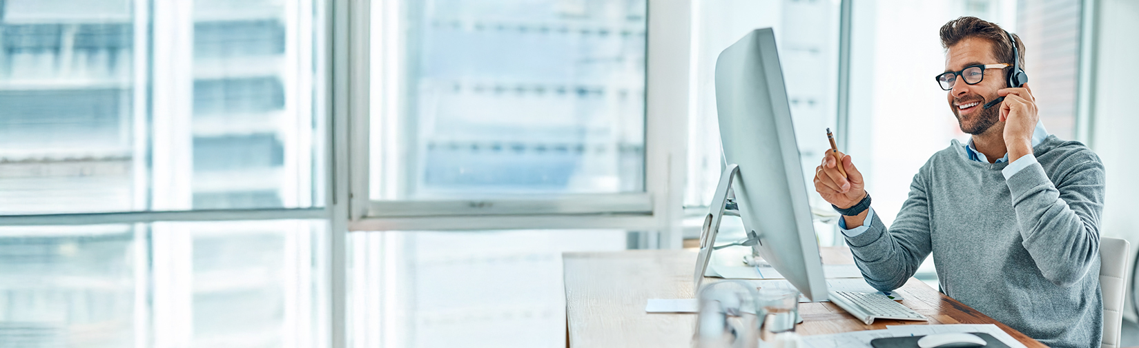 Kontakt os - AkademikerPension